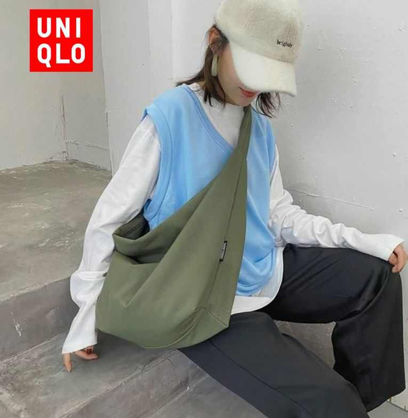 Uniqlo Сумка на плечо купить на OZON по низкой цене (1745382533)