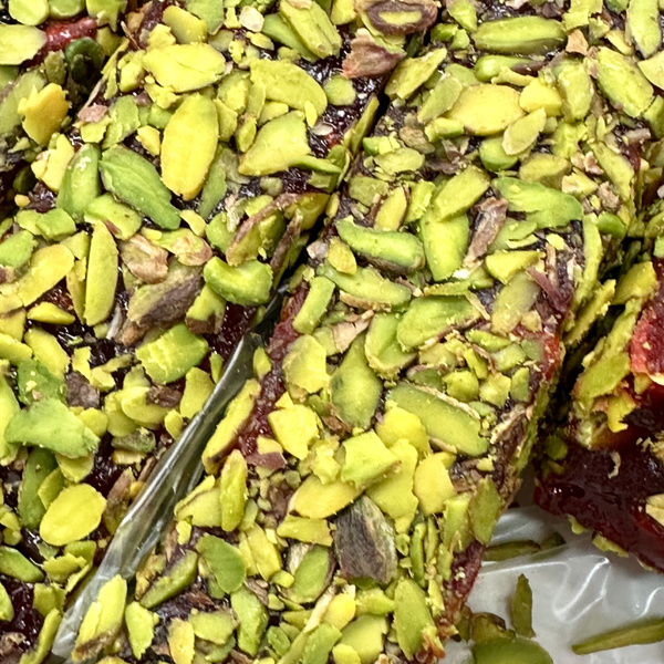Рахат-лукум гранатовый в лепестках фисташки, 1 кг купить на OZON по ...