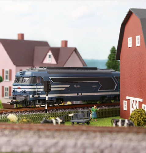2 отзыв на Локомотив Тепловоз HO BB Diesel Locomotive для Железной ...
