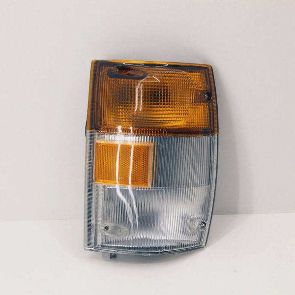 Габарит ISUZU ELF 1994-2002 г, правый, ZEVS купить на OZON по низкой цене (1851378918)