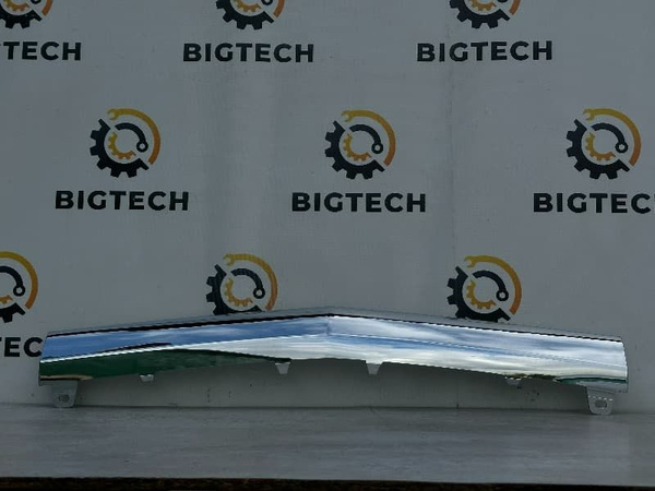 Молдинг переднего бампера центральный Mercedes Benz A2058851574 купить ...