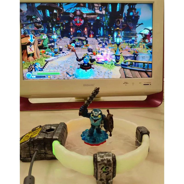 Skylanders Giants Lightcore Hex Character Chill Character Коллекционные ...