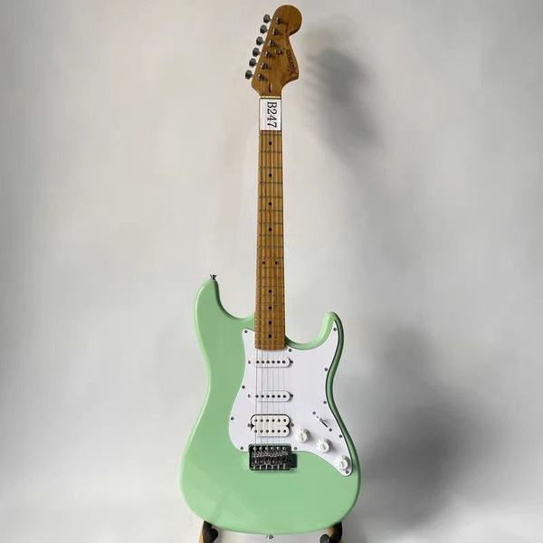 Электрогитара Mc.Lorence с тремоло (система single) и звукоснимателями S-S-H, в стиле Fender ST ...