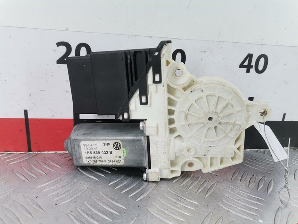 Моторчик стеклоподъемника / 1784586 1K5839402B 1K5839402B для ...