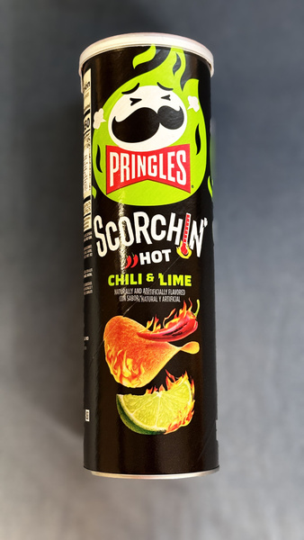 Pringles Scorchin chili & lime принглс чили лайм Картофельные чипсы ...