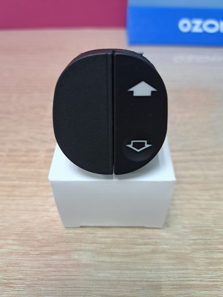 Кнопка/электрический стеклоподъёмник Ford/форд. Передняя правая ...