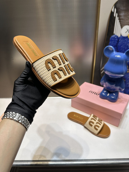 Шлепанцы Miu Miu купить на Ozon по низкой цене 1611996827