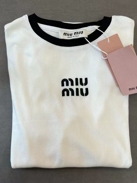 Лонгслив Женский Miu Miu белый Длинный размер 46 Хлопок Бахрома Трейлраннинг А силуэт Камуфляж