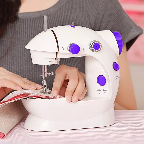 Швейная машина Mini Sewing Machine SM-202A купить на OZON по низкой ...