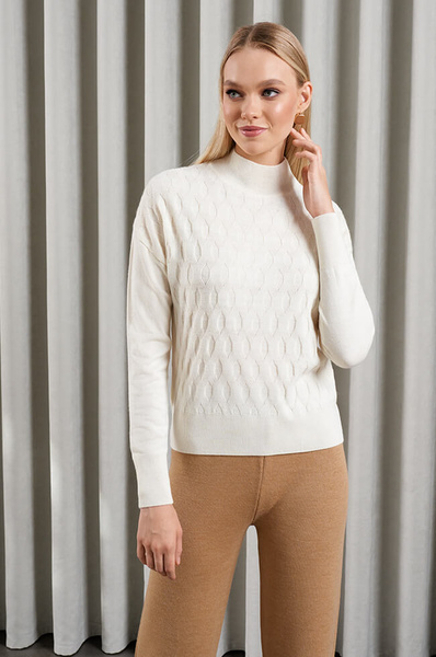 Джемпер Женский NELVA молочный Пряжа, размер 52 Без застежки Воротник полуприталенный Длинный ...