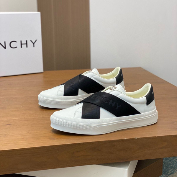 Кроссовки Мужской, Мальчики Givenchy, размер 38 купить c доставкой на OZON по низкой цене ...