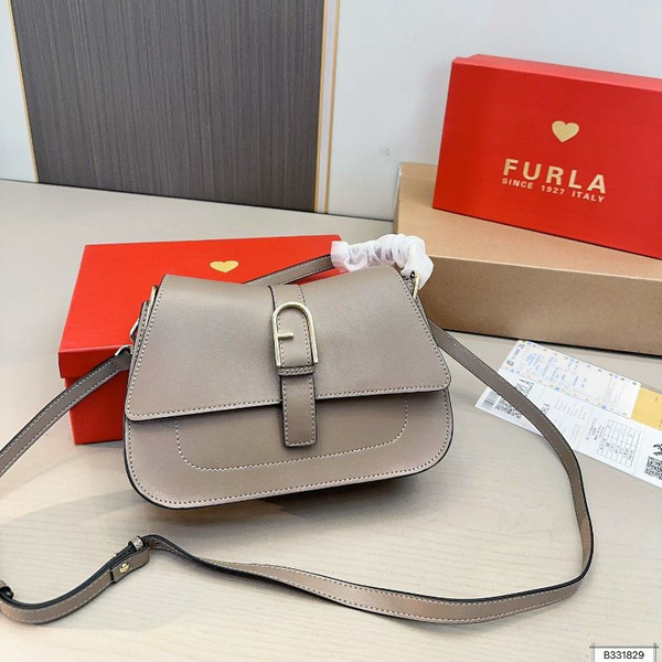 Furla Сумка на плечо кросс-боди - купить с доставкой по выгодным ценам в интернет-магазине OZON ...