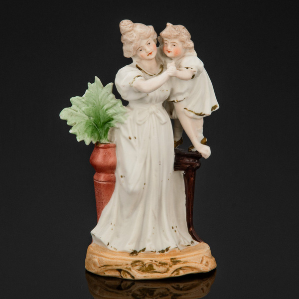 Статуэтка винтажная Мама с дочкой, фарфор, роспись, Западная Европа, 1910-1930 гг. - купить по ...