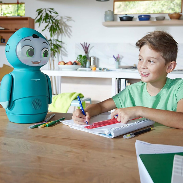 Социальный робот Moxie с ИИ на базе GPT-Powered AI (на английском ...
