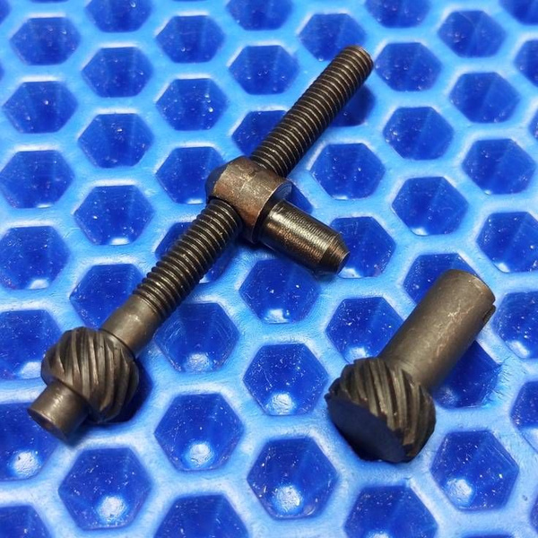 Натяжитель цепи боковой для бензопилы BRAIT BR-5218 купить на OZON по низкой цене (1761833409)