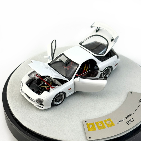 Машинка модель PGM 1:64 MAZDA RX7 FD3S-WHITE Deluxe Edition 999 Units ...