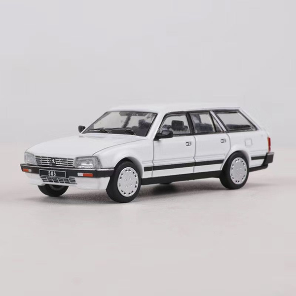 DCT 1:64 Peugeot 505 SW модель автомобиля, коллекционная модель автомобиля, материал сплав ...