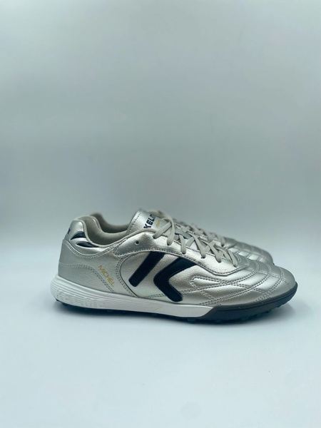 Сороконожки для футбола KELME, 40, серебристый - купить по выгодной цене в интернет-магазине ...