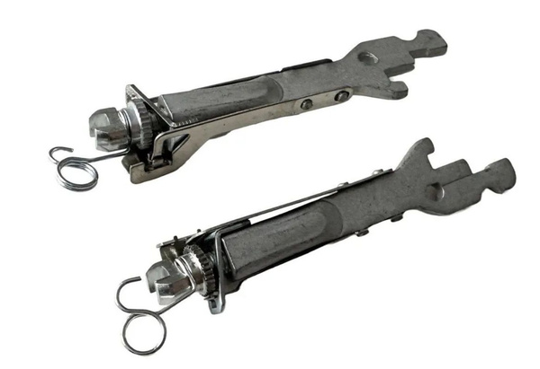 Планка распорная задних колодок KR 6001551408_ 440264369R Внутри ...