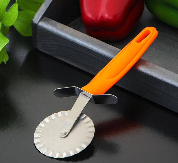 Купить Нож для пиццы и теста, 19 см, ребристый, евый по низкой цене в интернет-магазине OZON с ...