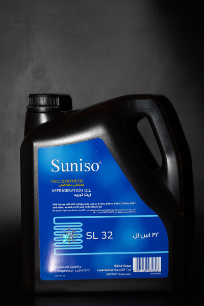 Масло синтетическое Suniso SL 32 (4л) купить c доставкой на OZON по низкой цене (1660752961)