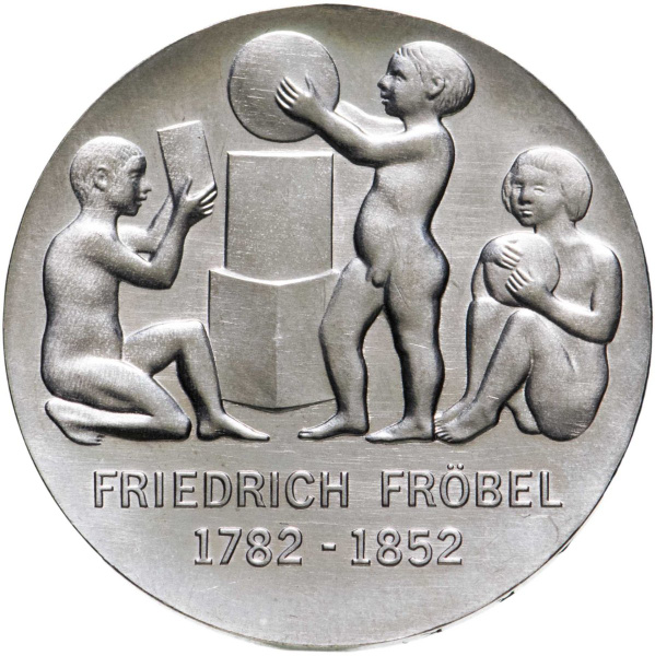 Германия ГДР 5 марок 1982 "200 лет со дня рождения Фридриха Вильгельма Августа Фрёбеля" купить ...