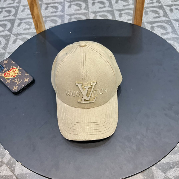 Шапка Louis Vuitton - купить с доставкой по выгодным ценам в интернет ...