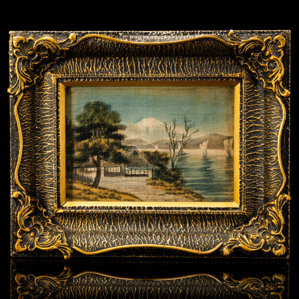 Пейзаж с изображением берега реки и горы Фудзияма, живопись, ткань, багет, Япония, 1900-1930 гг ...