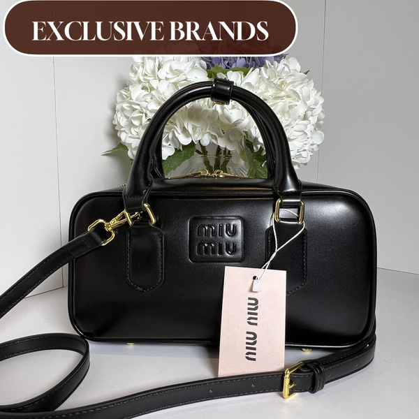 Miu Miu Сумка - купить с доставкой по выгодным ценам в интернет-магазине OZON (1566893100)