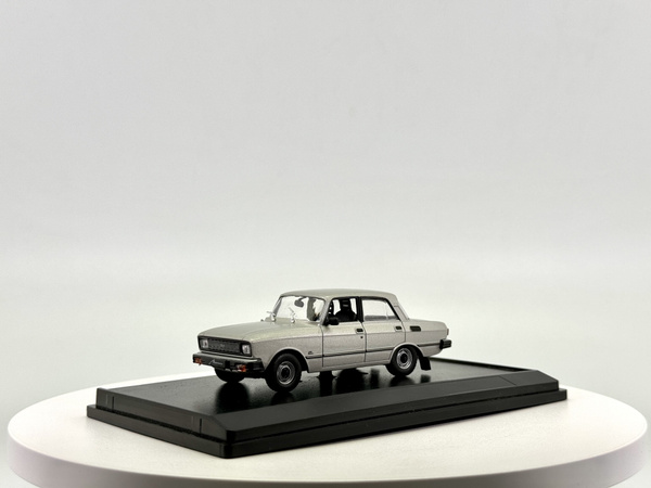 Коллекционная модель автомобиля Москвич-2140SL 1981-1988 выпуск №67 ...