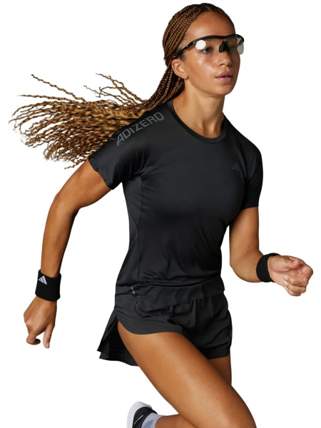 Футболка Женский adidas черный Короткий, размер 48, 50 Полиэстер ...