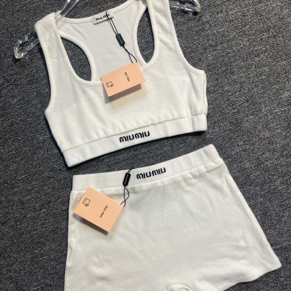 Комплект белья Женский Miu Miu белый Полиэфирное волокно размер 48 Домашний Китай купить C