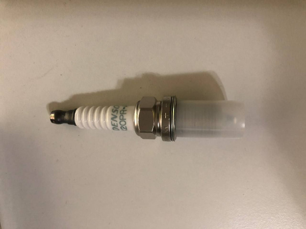 Свеча зажигания mitsubishi_MR984943 - купить по выгодным ценам в ...