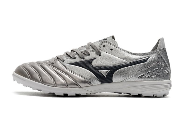 Сороконожки для футбола Mizuno, 45, серый металлик - купить по выгодной ...