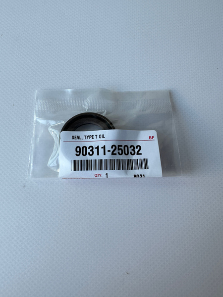 Сальник коленвала, передний Toyota 90311-25032 - арт. 90311-25032 ...