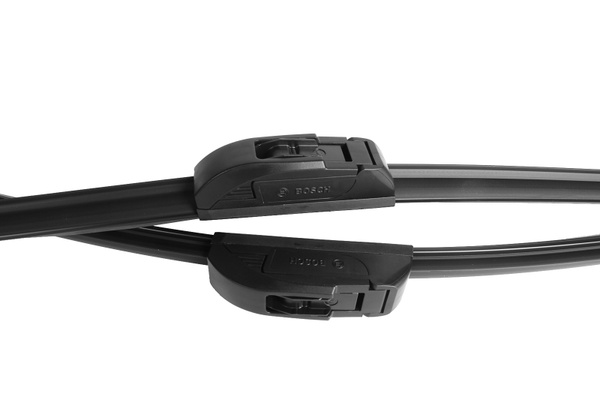 Комплект бескаркасных щеток стеклоочистителя Bosch 646174, крепление ...
