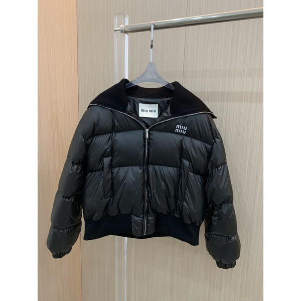 Пуховик Miu Miu купить с доставкой по выгодным ценам в интернет магазине Ozon 1468500056