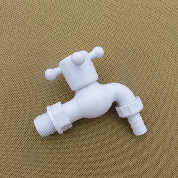 Кран водоразборный 3/4" пластиковый - купить по низкой цене в интернет ...