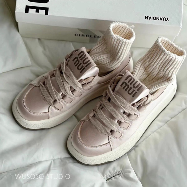 Кроссовки Miu Miu купить с доставкой по выгодным ценам в интернет