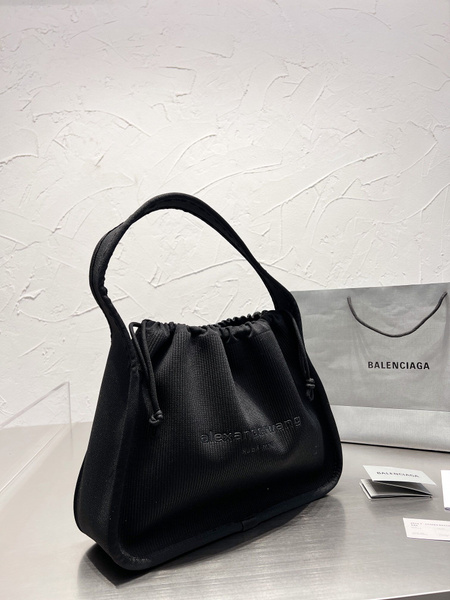 ALEXANDER WANG Сумка на плечо - купить с доставкой по выгодным ценам в ...