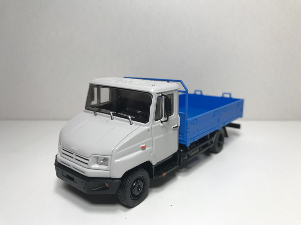 Коллекционная модель Грузовика ЗИЛ-5301 (Бычок) /масштаб 1:43 - купить с доставкой по выгодным ...
