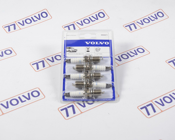 Комплект свечей зажигания Volvo 8692071 - купить по выгодным ценам в ...