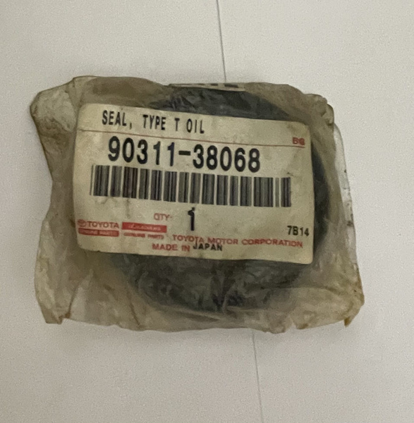 Сальник хвостовика заднего моста Rav4/Rx300 9031138068 Toyota - арт ...