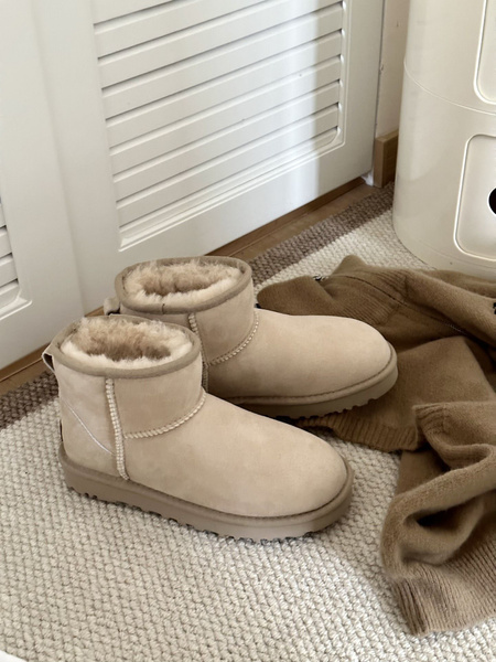 Угги UGG - купить с доставкой по выгодным ценам в интернет-магазине OZON (1236960952)