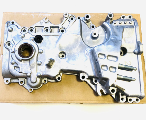 Крышка ГРМ c мaсляным насосoм Hyundai Kia 213502e250 - Hyundai-KIA арт ...