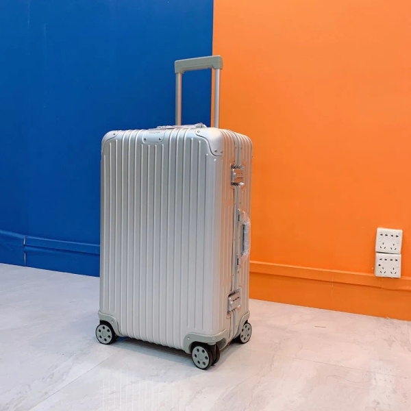 RIMOWA Чемодан Алюминий 79 см купить на OZON по низкой цене (1722984831)