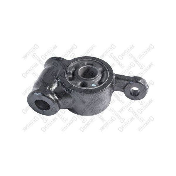 Сайлентблок переднего рычага задний правый Mazda CX-5 2011 - купить по ...