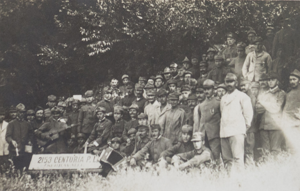 Антикварная открытка "Солдаты. Общая фотография. Серравалле". Сан-Марино, 1920-1930 купить на ...