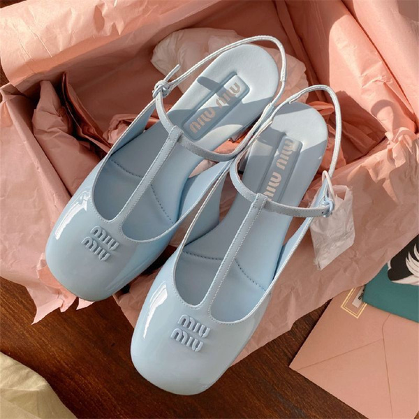 Босоножки Женский Miu Miu Каблук Томаса Натуральная кожа размер 36 На любой сезон купить C