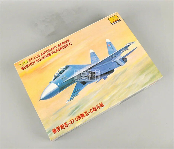 Российский истребитель СУ-27УБ FLANKER C - купить с доставкой по ...